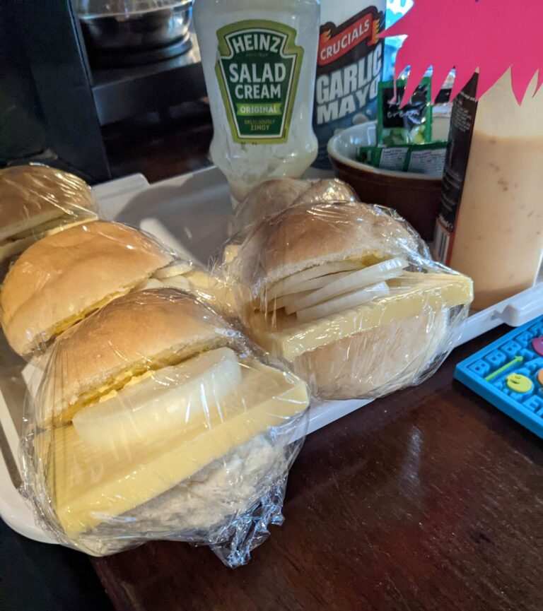 Funny Pictures – November 5, 2022